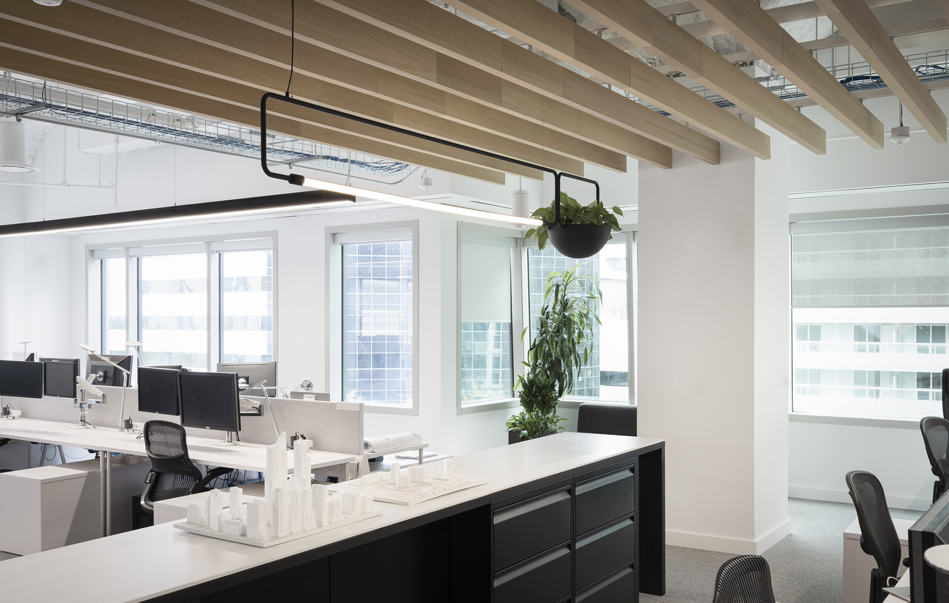 Dialog - Maxxit Group